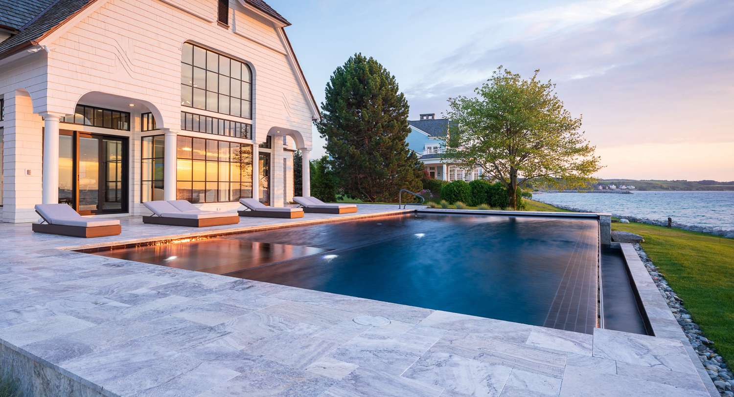 Backyard Pool Designs for Every Home: From Small Yards to Grand Escapes ...